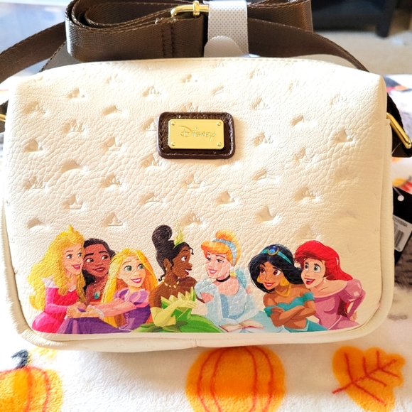 Disney | Bags | Disney Crossbody Bag | Poshmark